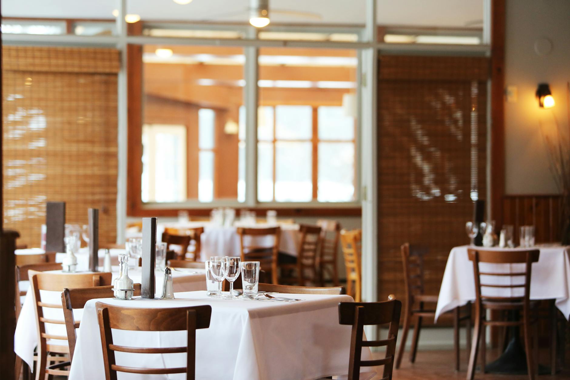 The Birth and Evolution of Restaurants: A Journey through History ...